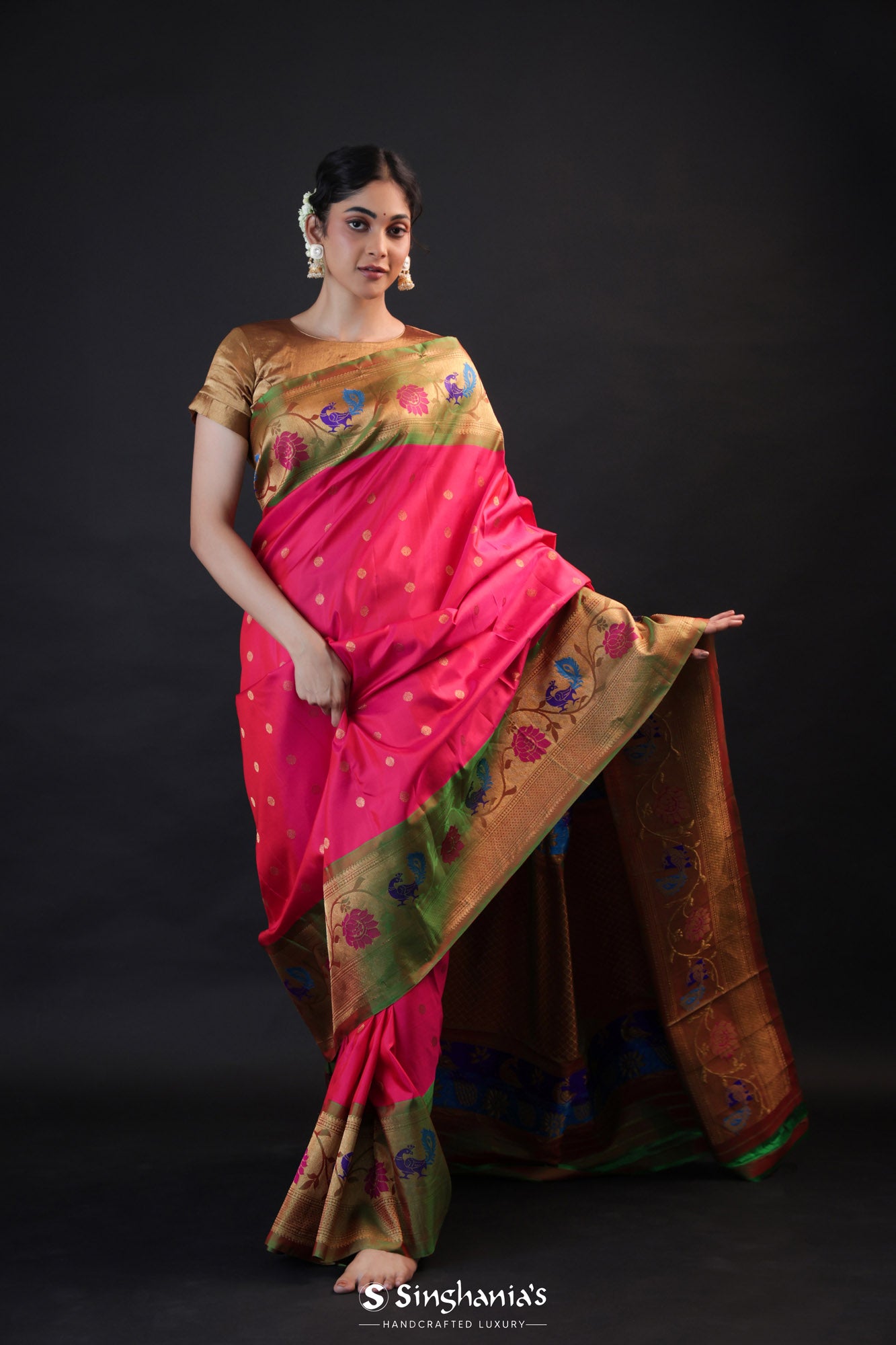 Ruby Pink Gadwal Silk Saree With Meenakari Border – Singhania's
